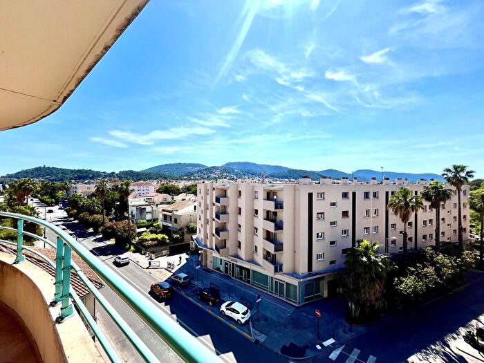 Hyères, Gare, Godillot - Appartement 5 pièces à vendre