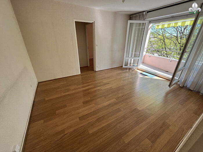 Appartement à vendre - Quetigny - 2 pièces - 1 chambre