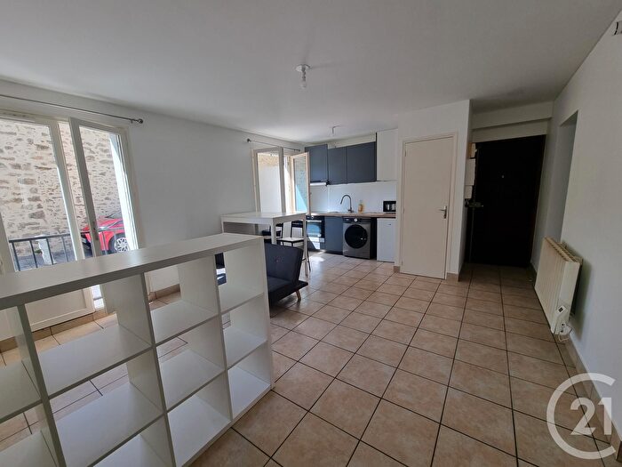 Brie-Comte-Robert, Leclerc, Verdun : Appartement 2 pièces à louer