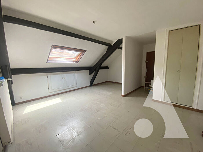 Appartement 1 pièce à Crépy-en-Valois, Prévert, Vassal, à vendre