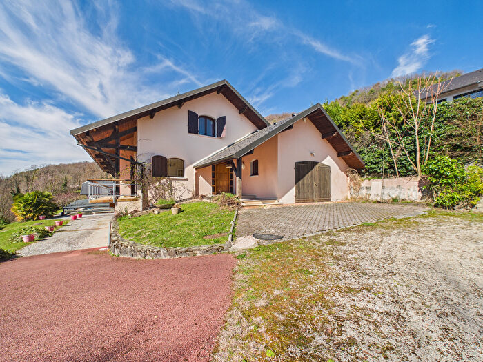 Maison à vendre - Saint-Alban-Leysse - 11 pièces - 5 chambres