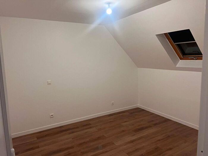 Appartement à louer - Saint Martin, Etampes - 2 pièces - 1 chambre