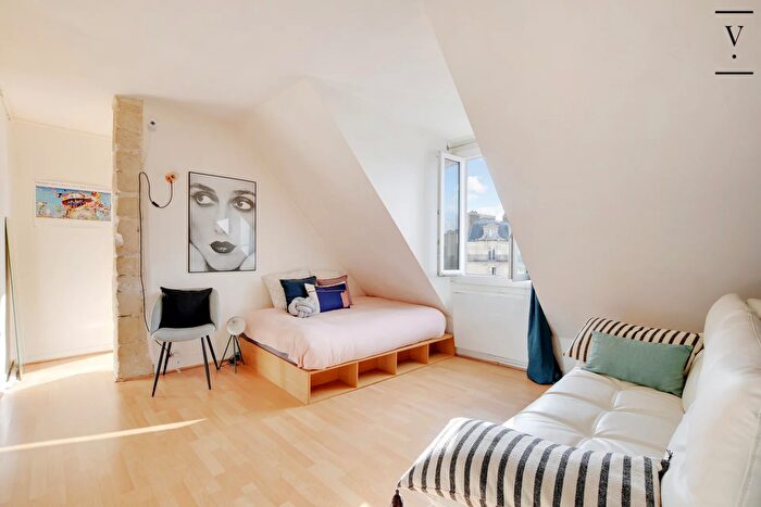 Appartement à vendre - Paris e , Saint-Gervais - 1 pièce