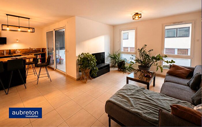 Grenoble, Eaux-Claires, Mistral : Appartement 3 pièces à vendre
