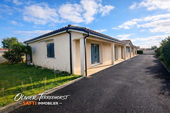 Maison à vendre - Les Billaux - 8 pièces - 4 chambres