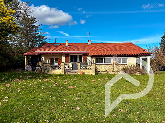 Maison à vendre - Miélan - 6 pièces - 4 chambres