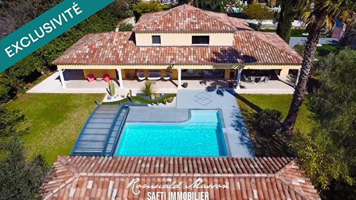 Maison à vendre - Solliès-Pont - 7 pièces - 4 chambres