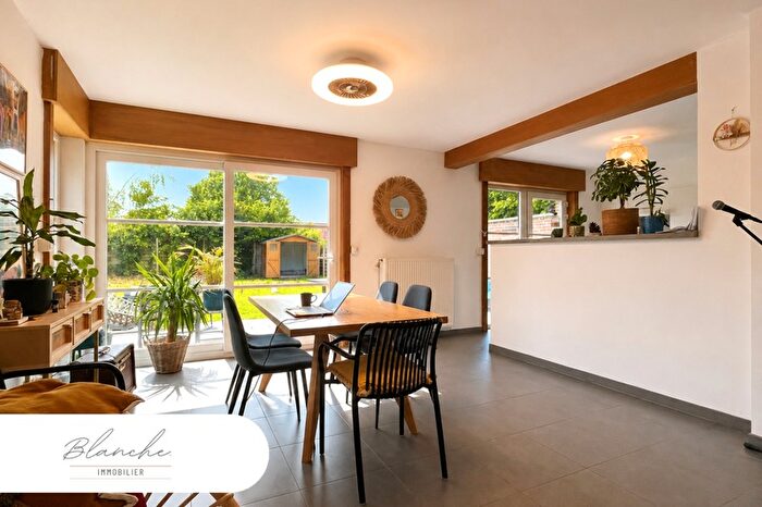 Maison 5 pièces à Aix, à vendre