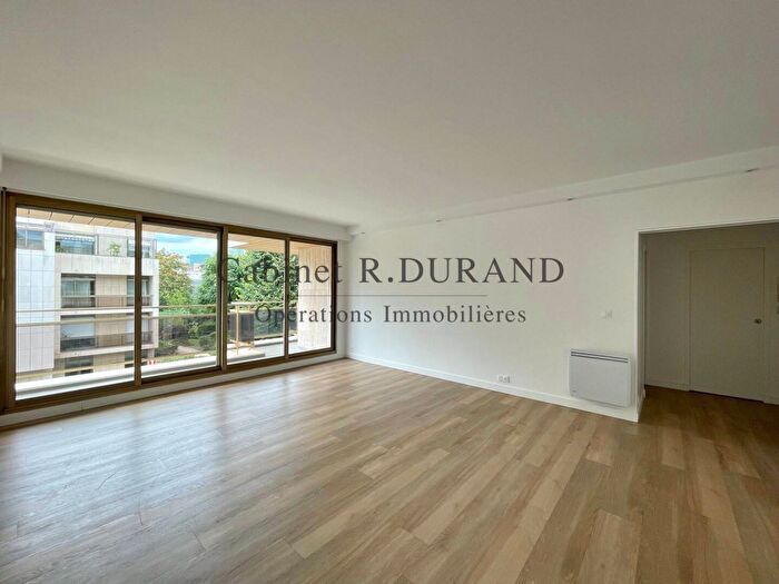 Appartement à louer - Saint James-Delabordère, Neuilly-sur-Seine - 3 pièces - 2 chambres