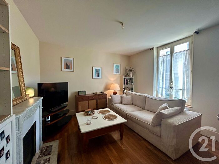 Appartement 3 pièces à Chartres, Hôtel Dieu, Grand Faubourg, à louer