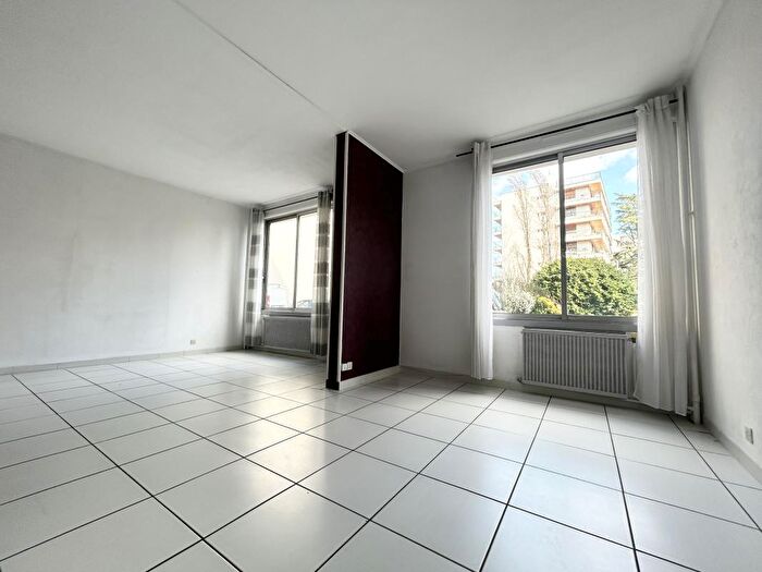 Appartement à vendre - Lyon e , Croix Rousse Ouest - 2 pièces - 1 chambre