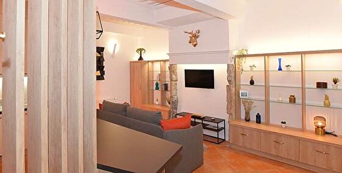 Appartement à louer - Vieux Lyon, Lyon ème arrondissement - 2 pièces - 1 chambre