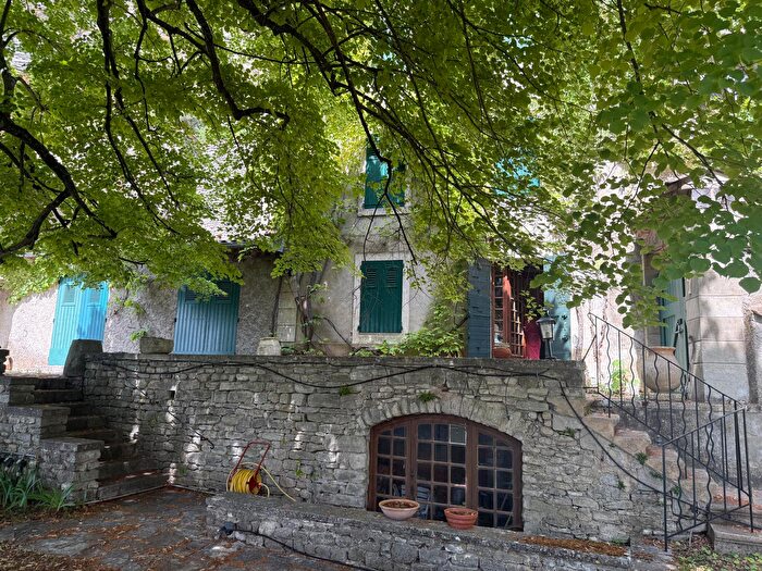 Maison 6 pièces à vendre - Saignon