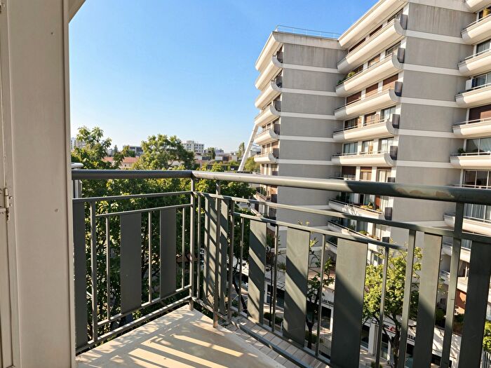 Appartement à vendre - Paris e , Gambetta - 3 pièces - 2 chambres