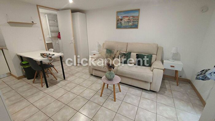 Appartement à louer - Nord et Ouest, Triel-sur-Seine - 1 pièce