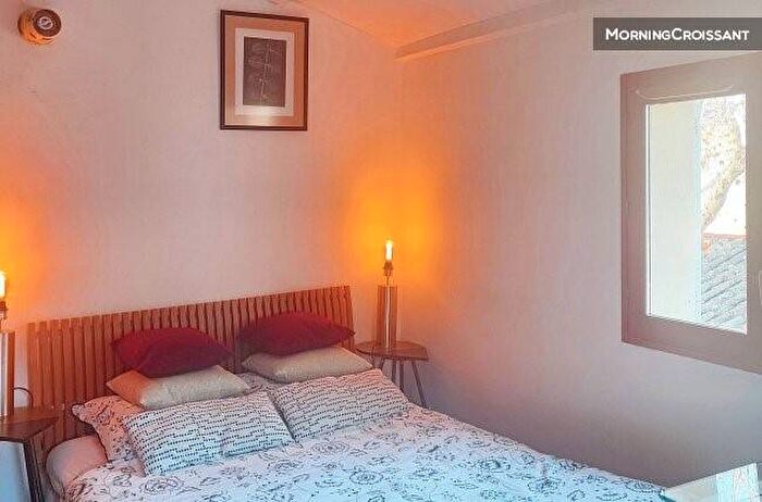 Appartement à louer - Centre Ville, Aix-en-Provence - 1 pièce