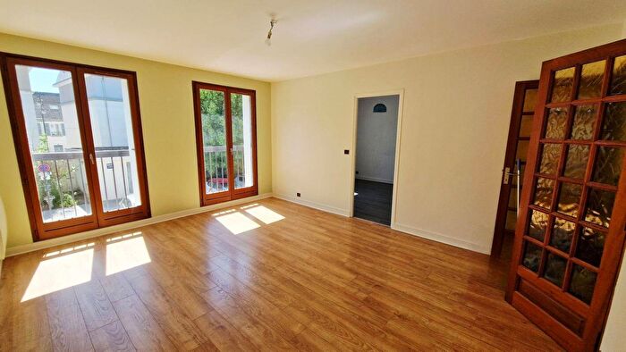 Centre Ville Centre et Nord, Coulommiers - Appartement 3 pièces à louer