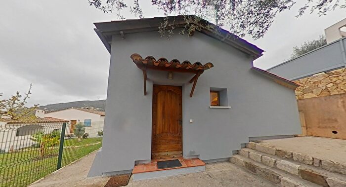 Maison 3 pièces à louer - Falicon