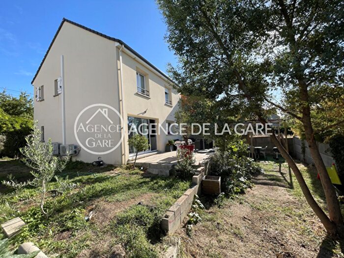Maison 5 pièces à Crosne, à vendre