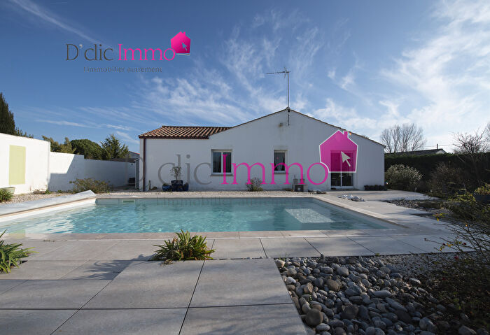 Maison à vendre - Challans, Route de Cholet, Route de la Roche-sur-Yon - 5 pièces - 4 chambres