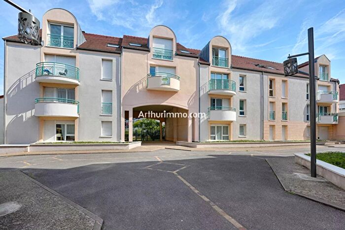 Appartement 2 pièces à Sucy-en-Brie, Centre-ville, à louer