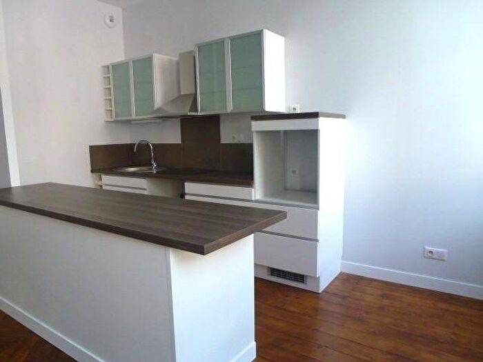 Centre Ville, Mâcon : Appartement 3 pièces à louer