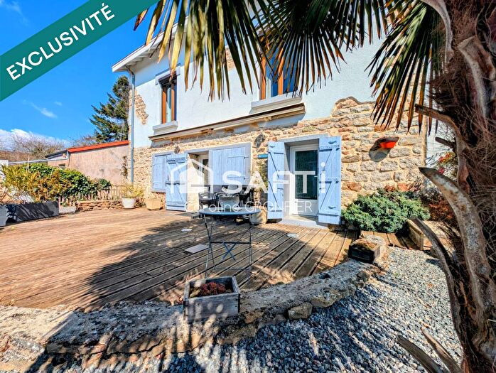 Maison à vendre - Saint-Vallier - 9 pièces - 4 chambres