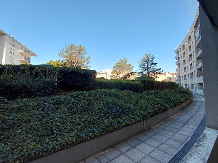 Lyon 3ème, Voltaire, Part Dieu : Appartement 3 pièces à louer