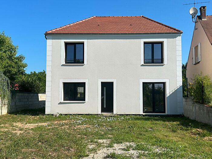 Maison à vendre - Bourron-Marlotte - 5 pièces - 4 chambres