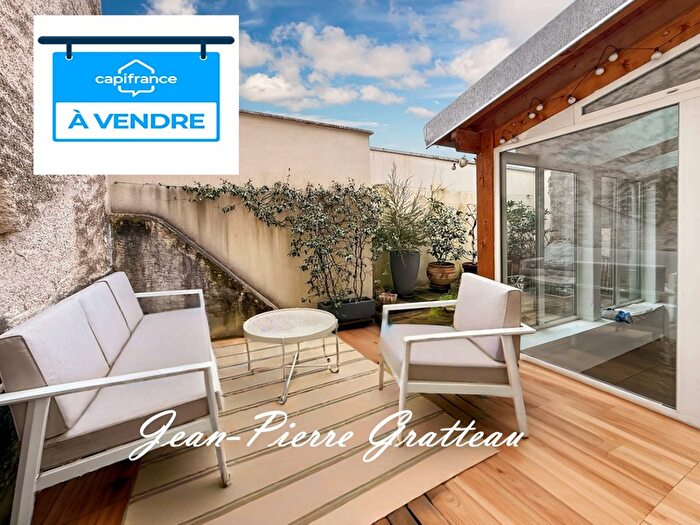 Maison à vendre - Châtellerault, Centre-ville - 8 pièces - 4 chambres