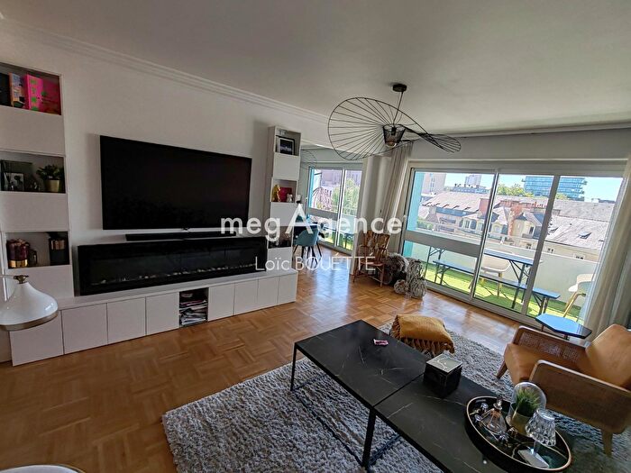 Appartement 5 pièces à vendre à Quartiers Ouest, Bourg l'Evesque