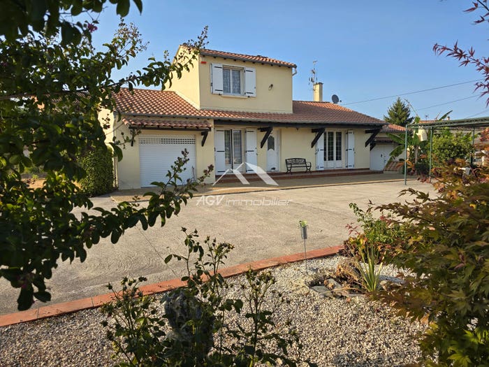 Maison 5 pièces à postalCode, à vendre