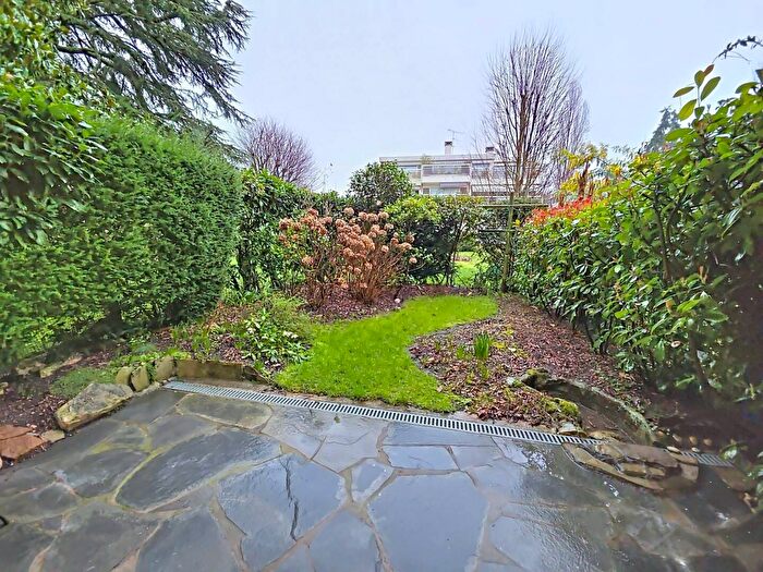 Appartement à louer - Garches - 1 pièce