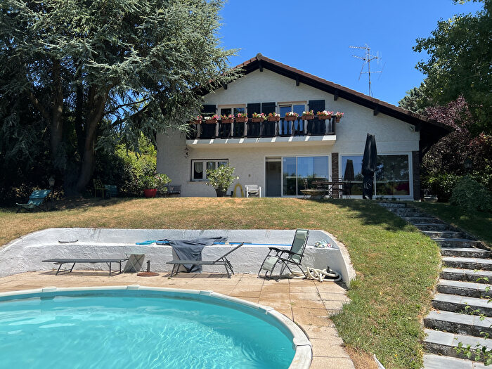 Maison à vendre - Vétraz-Monthoux - 8 pièces - 5 chambres