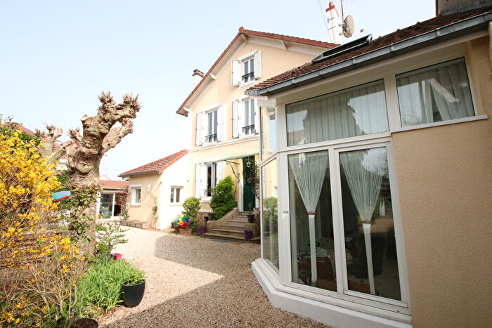 Maison à vendre - Beauchamp - 7 pièces - 5 chambres