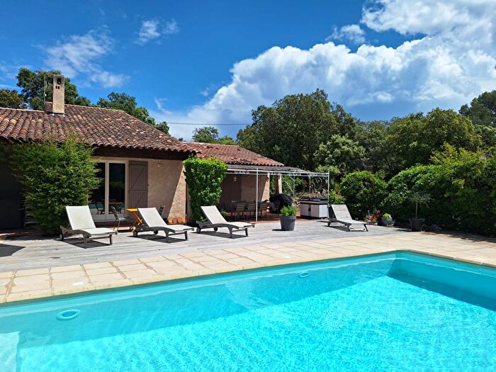 Le Thoronet : Maison 8 pièces à vendre