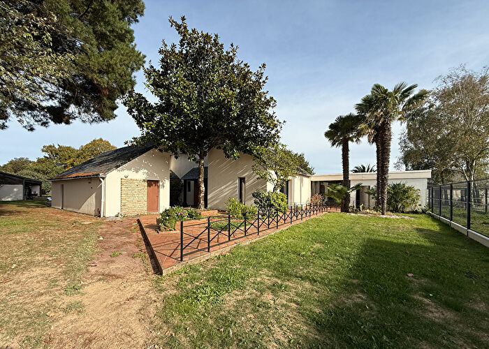 Maison à vendre - Saint-Nazaire, Saint-Marc - 6 pièces - 4 chambres