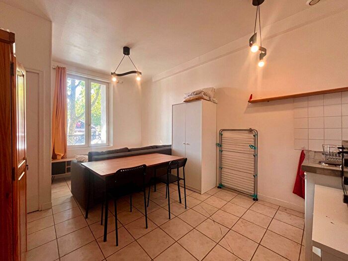 Trois Quartiers-Centre Ville, Poitiers : Appartement 1 pièce à louer