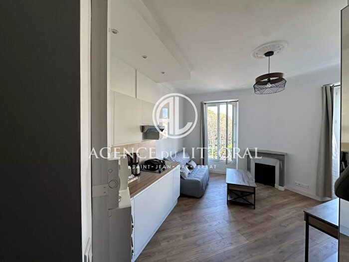 Appartement 1 pièce à Nice, Riquier, à louer