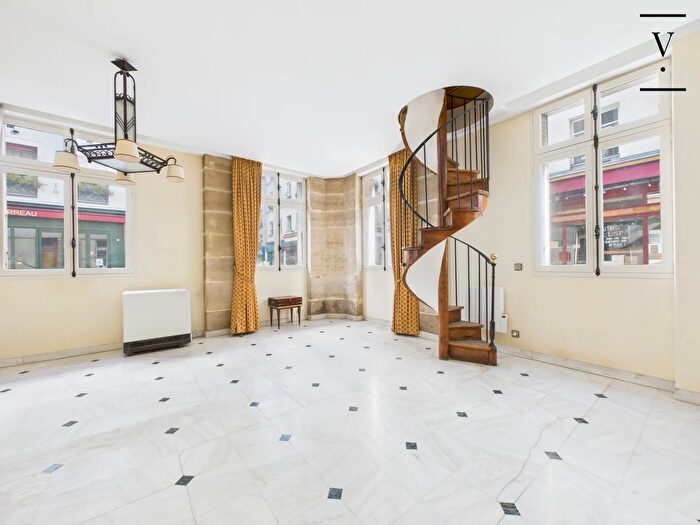 Appartement à vendre - Paris e , Enfants Rouges, Bretagne - 6 pièces - 4 chambres