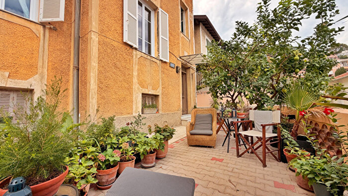 Appartement 3 pièces à Nice, Saint-Sylvestre, à vendre