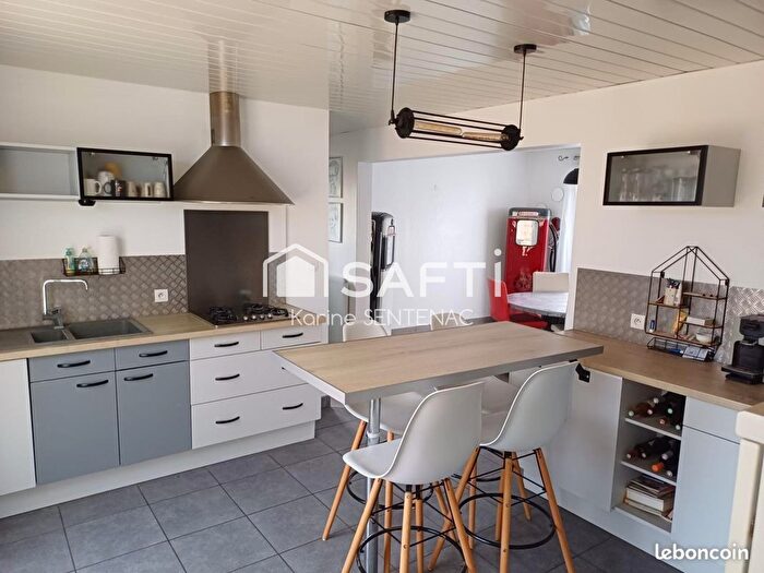 Maison à vendre - Thouars - 5 pièces - 3 chambres