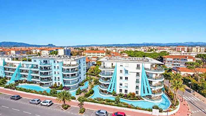 Fréjus, Fréjus Plage : Appartement 2 pièces à vendre