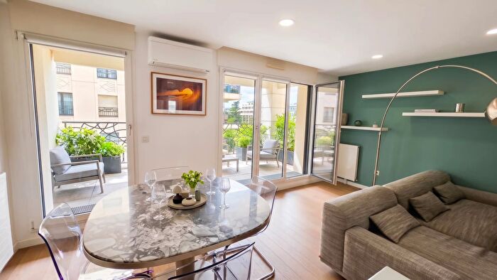 Levallois-Perret, Collange - Appartement 3 pièces à louer