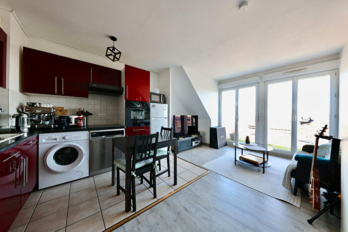 Appartement à vendre - Corbeil-Essonnes, Pressoir, Prompt - 1 pièce