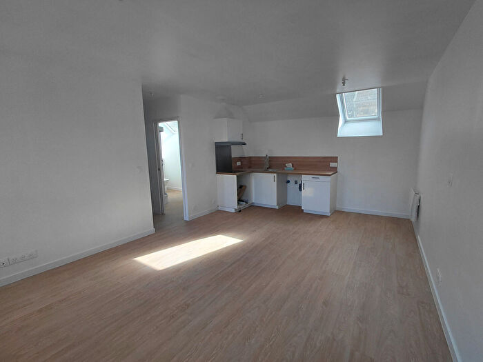 Appartement 2 pièces à Mouy, à louer