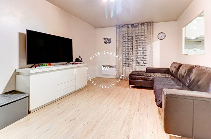 Appartement à vendre - Paris e , Danube - 2 pièces - 1 chambre