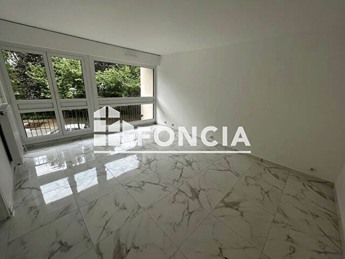 Appartement à louer - Petit Robinson, LHaÿ-les-Roses - 2 pièces - 1 chambre