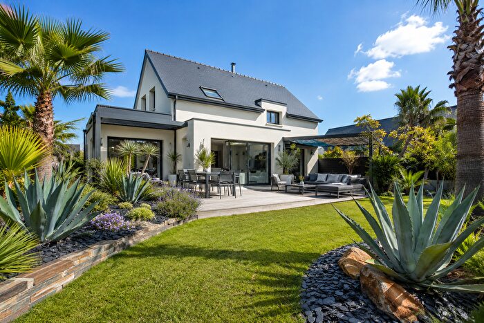 Maison 5 pièces à Crevin, à vendre