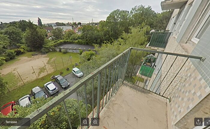 Appartement 4 pièces à Champigny-sur-Marne, Quatre Cités, Simonettes, à louer